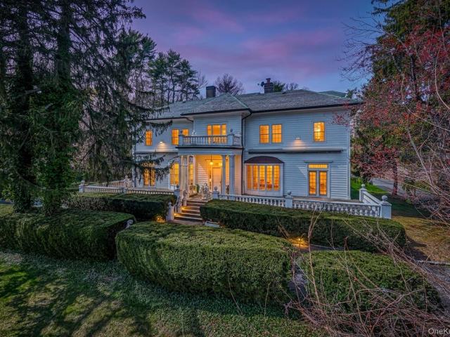 365 E Shore Rd, Kings Point, NY 11023 | MLS #986408