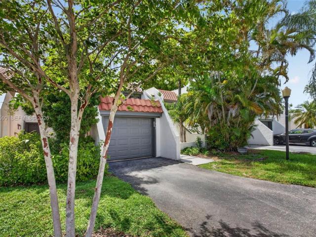 365 Fern Dr Unit 7 2, Weston, US, FL