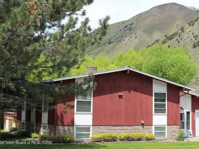 365 Flat Creek Dr, Jackson, WY 83001