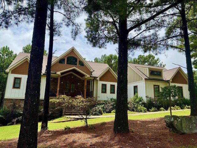 365 Lookout View Dr, Jasper, TN 37347