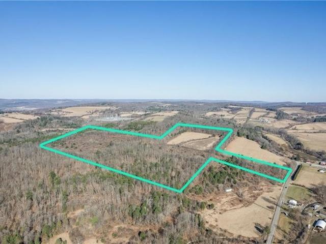 365 Monkey Run Rd, Elmira, NY 14901