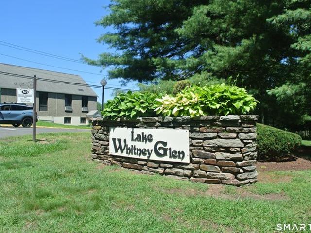 365 Mather St Apt 192, Hamden, CT 06514