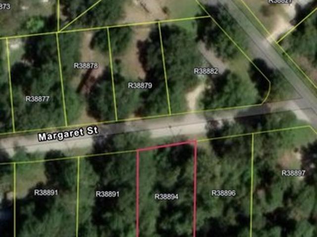 365 Margaret St, Waskom, TX 75692