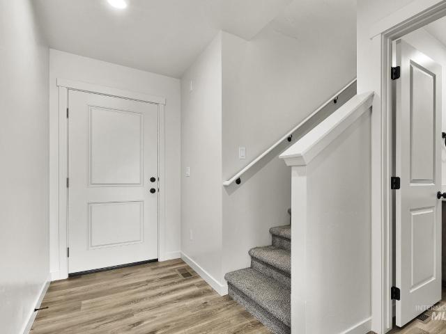 365 N 18th