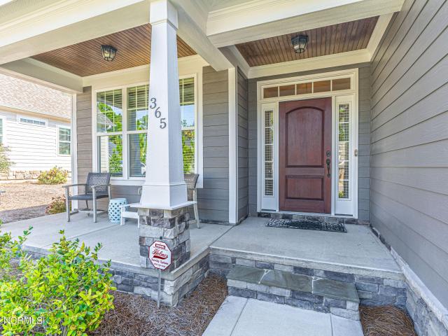 365 N Bracken Fern Lane