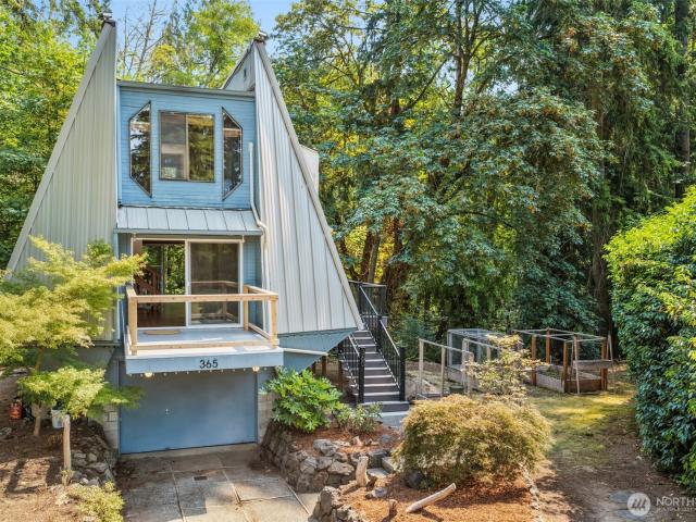 365 NW Brookwood Lane