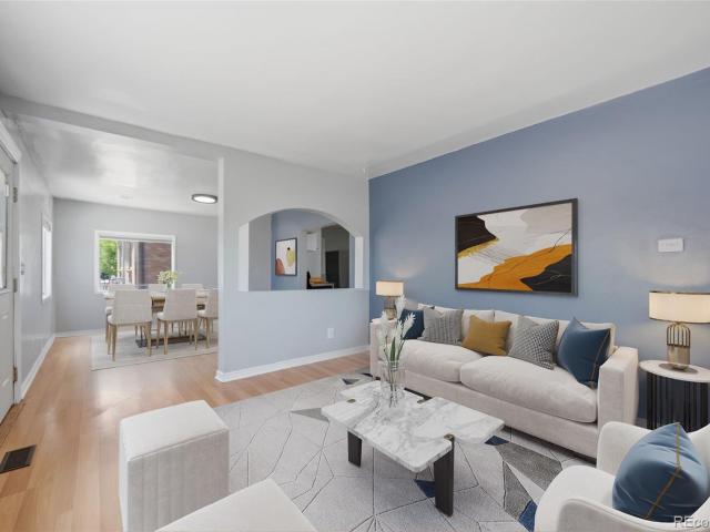 365 S 7th Avenue