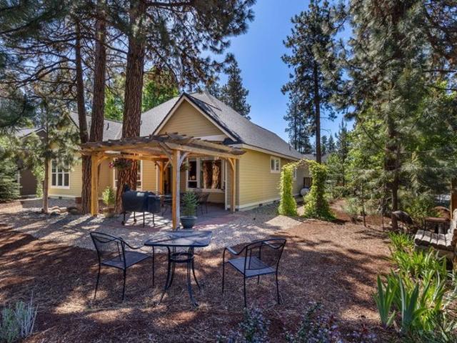 365 S Timber Creek Dr, Sisters, OR 97759