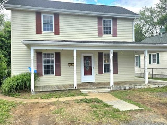 365 S Magnolia Ave, Waynesboro, VA 22980