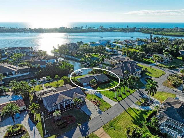 365 S Shore Dr, Osprey, FL 34229 | MLS #N6142