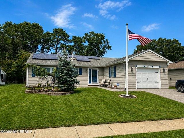 365 Port Royal Dr, Toms River, NJ 08757
