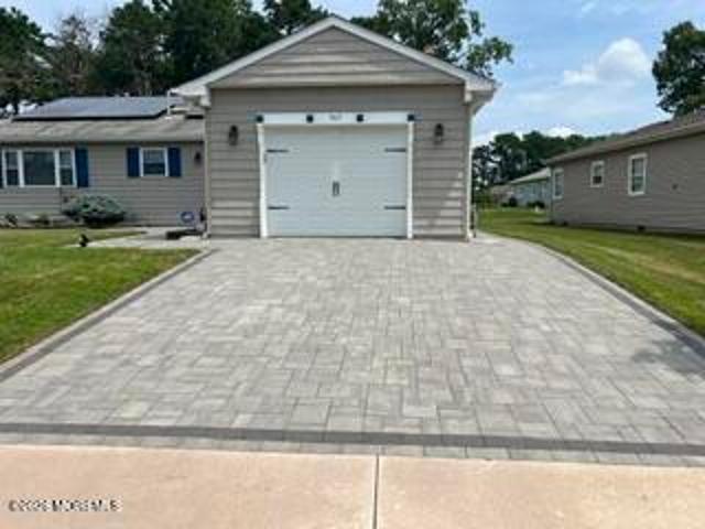 365 Port Royal Drive