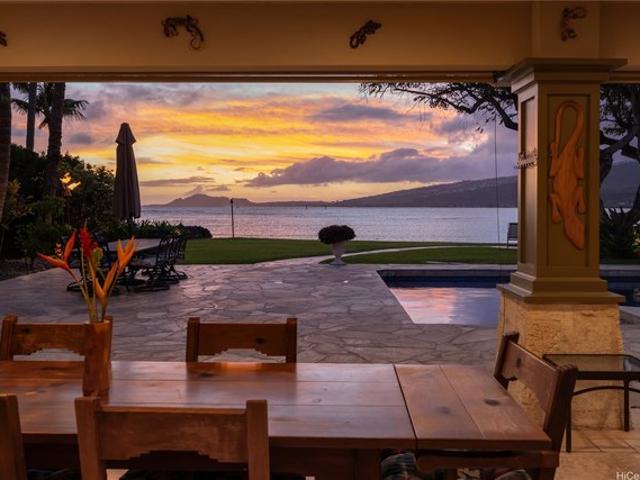 365 Portlock Rd, Honolulu, HI 96825