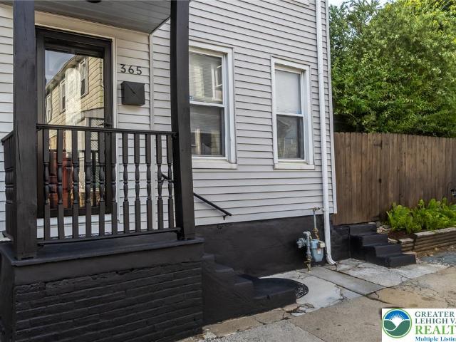 365 Rock Street
