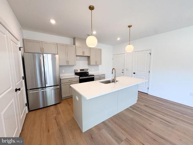 365 W Butler Avenue