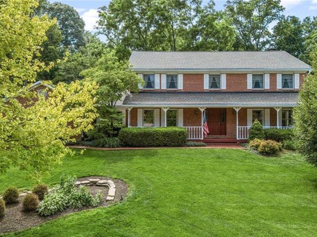 365 Twelve Oaks Trl, Beavercreek, OH 45434