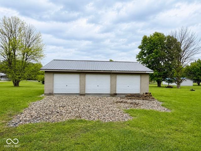 3664 W Mill Creek Drive