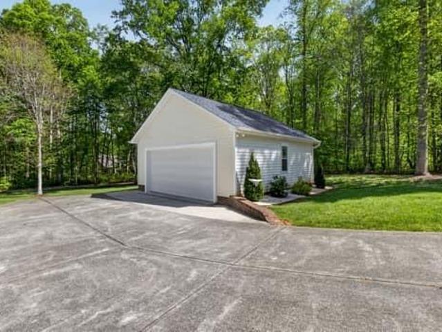 3665 Brooks Bend