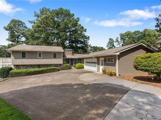 3665 High Green Dr, Marietta, GA 30068