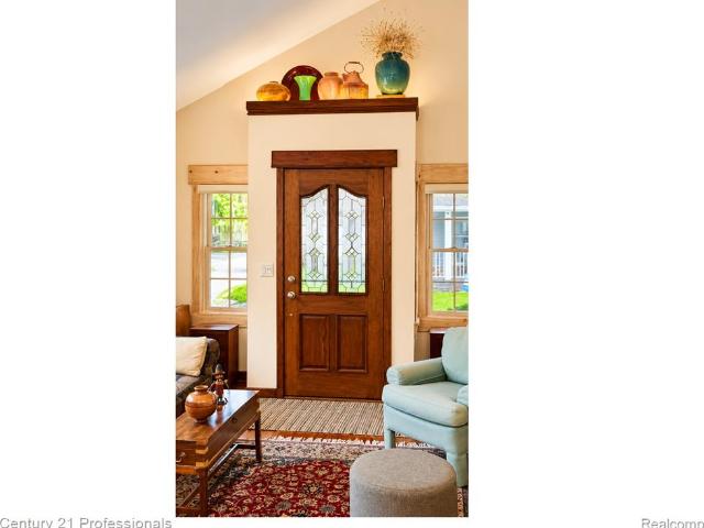 3668 Shorewood Road