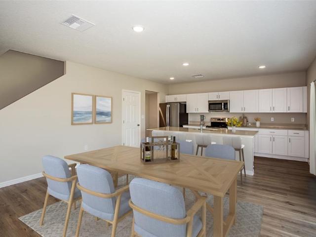 36690 Thornhedge Dr, Zephyrhills, FL 33541 | MLS #TB8495
