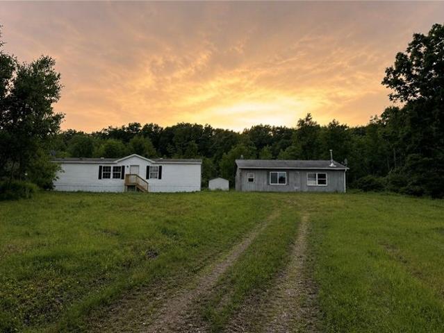 3669 Cross Rd, Watkins Glen, NY 14891