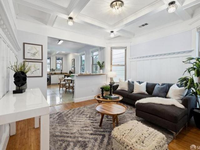 3669 18th St, San Francisco, CA 94110