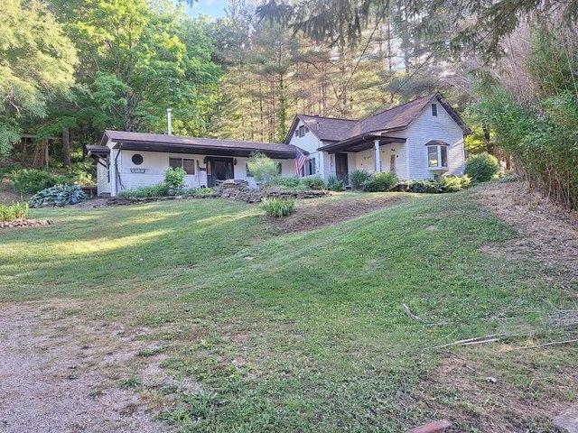 36609 Lime Bank Rd, Logan, OH 43138