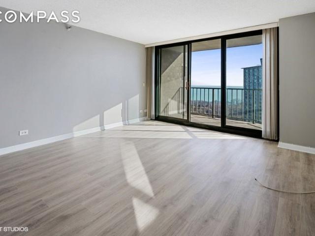 3660 N Lake Shore Dr 2407, Chicago, IL