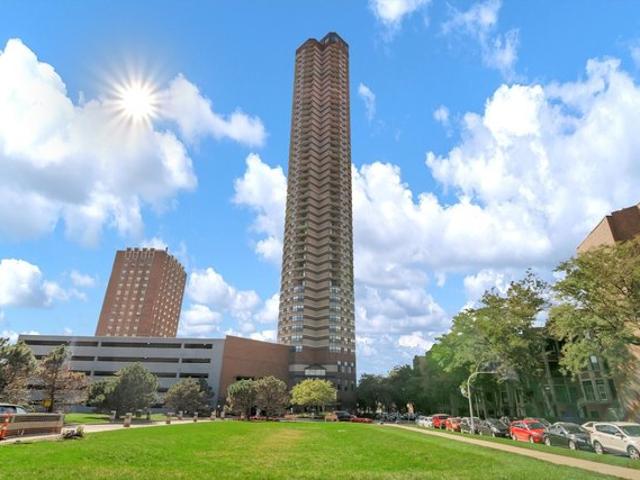 3660 N Lake Shore Dr Apt 2401, Chicago, IL 60613