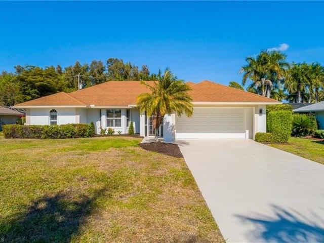 3660 Cartwright Ct, Bonita Springs, FL 34134