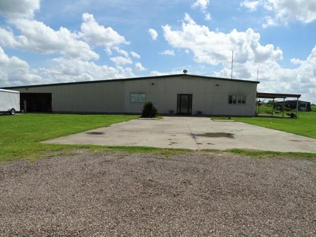 3660 E Highway 285, Falfurrias, TX 78355
