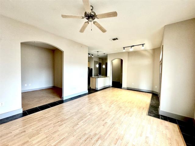 3660 Richmond Avenue 335