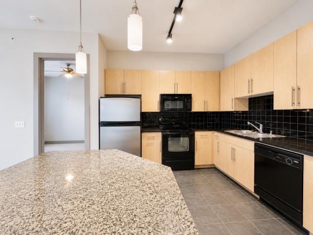 3660 Richmond st Avenue 108