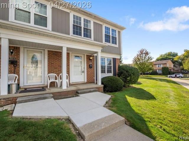 36614 Park Place Dr Unit 68, Sterling Heights, MI 48310