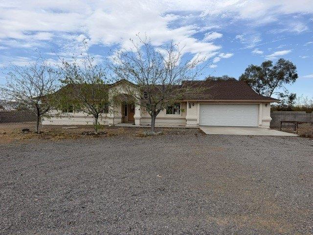3661 N Avra Rd, Golden Valley, AZ 86413