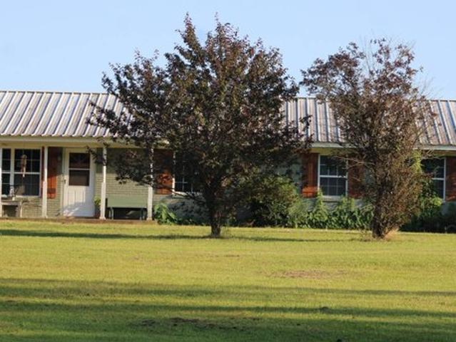 3661 Columbia Road 27 S, Magnolia, AR 71753