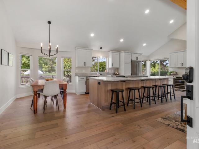 3661 W Woodmont Dr