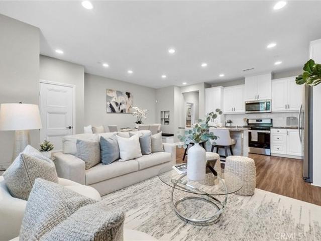 3662 E Moonlight St Unit 82, Ontario, CA 91761