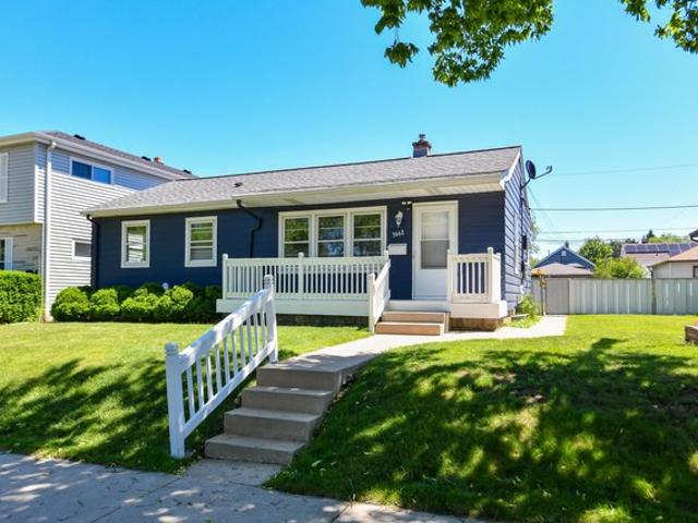 3662 S Brust Ave, Milwaukee, WI 53207