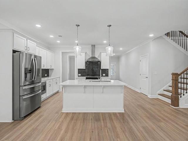 3662 Silvery Way