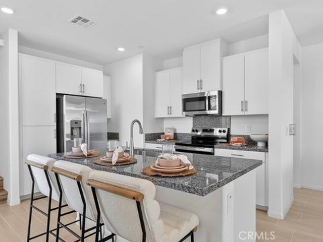 36630 Frangipani Dr, Winchester, CA 92596