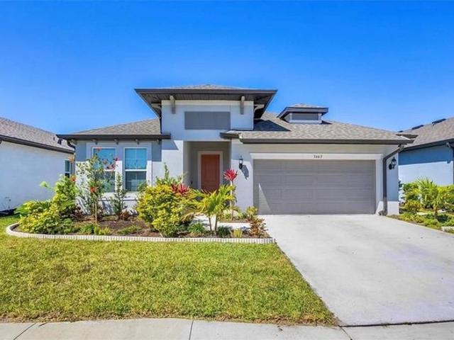 3663 Quiet Dr, Sarasota, FL 34240