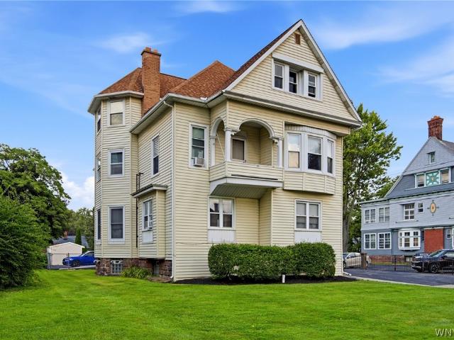 366 Goundry Street