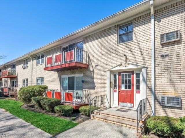366 Hoover Ave, Unit 120