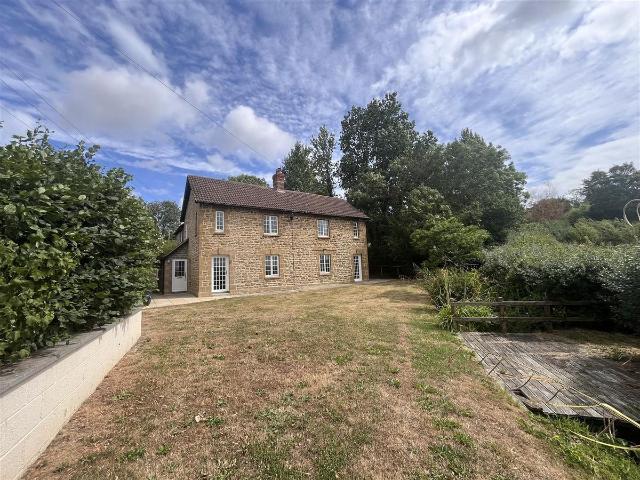 366 Hill End, Hardington Mandeville, Yeovil BA22, 4 bed detached house to rent, £1,700 pcm | PrimeLocation