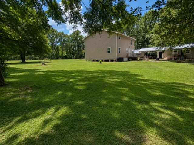 366 Oaknoll Dr