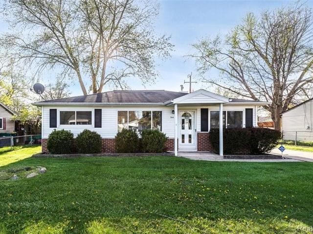 366 S Harris Rd, York Township, MI 48198
