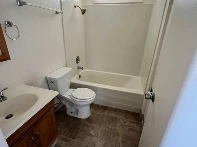 #366 TRACY COURT 2 Bedroom Apartment for Rent at 1425 Tracy Ct Sw, Albany, OR 97321