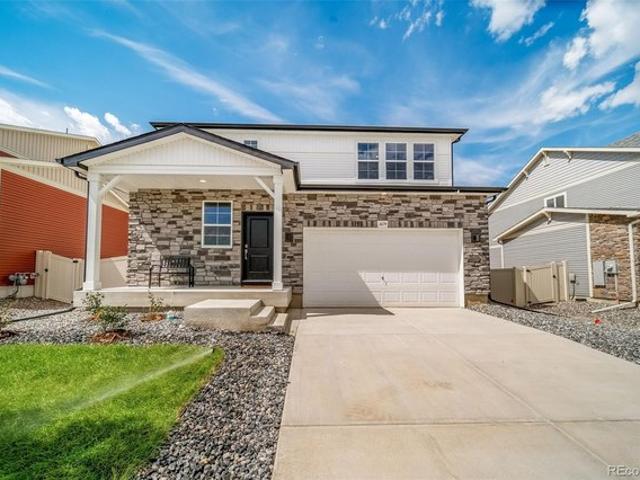 3674 Crestwood Ln, Johnstown, CO 80534